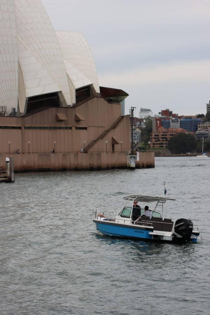 Self-Drive Boat Hire Costs & Pricing in Sydney | Let's Go